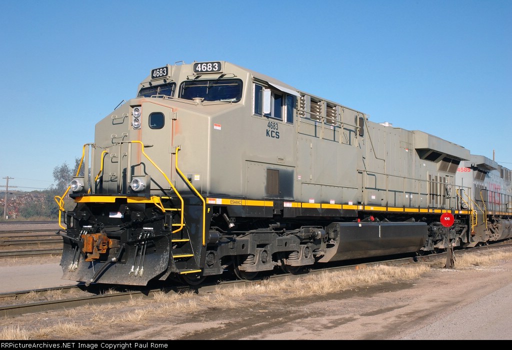 KCS 4683, GE ES44AC, grain train light power at UPs Yard